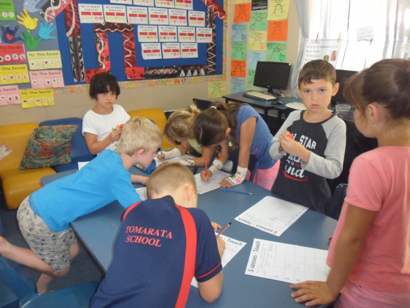 Five Senses – Touch Experiment – Tomarata School