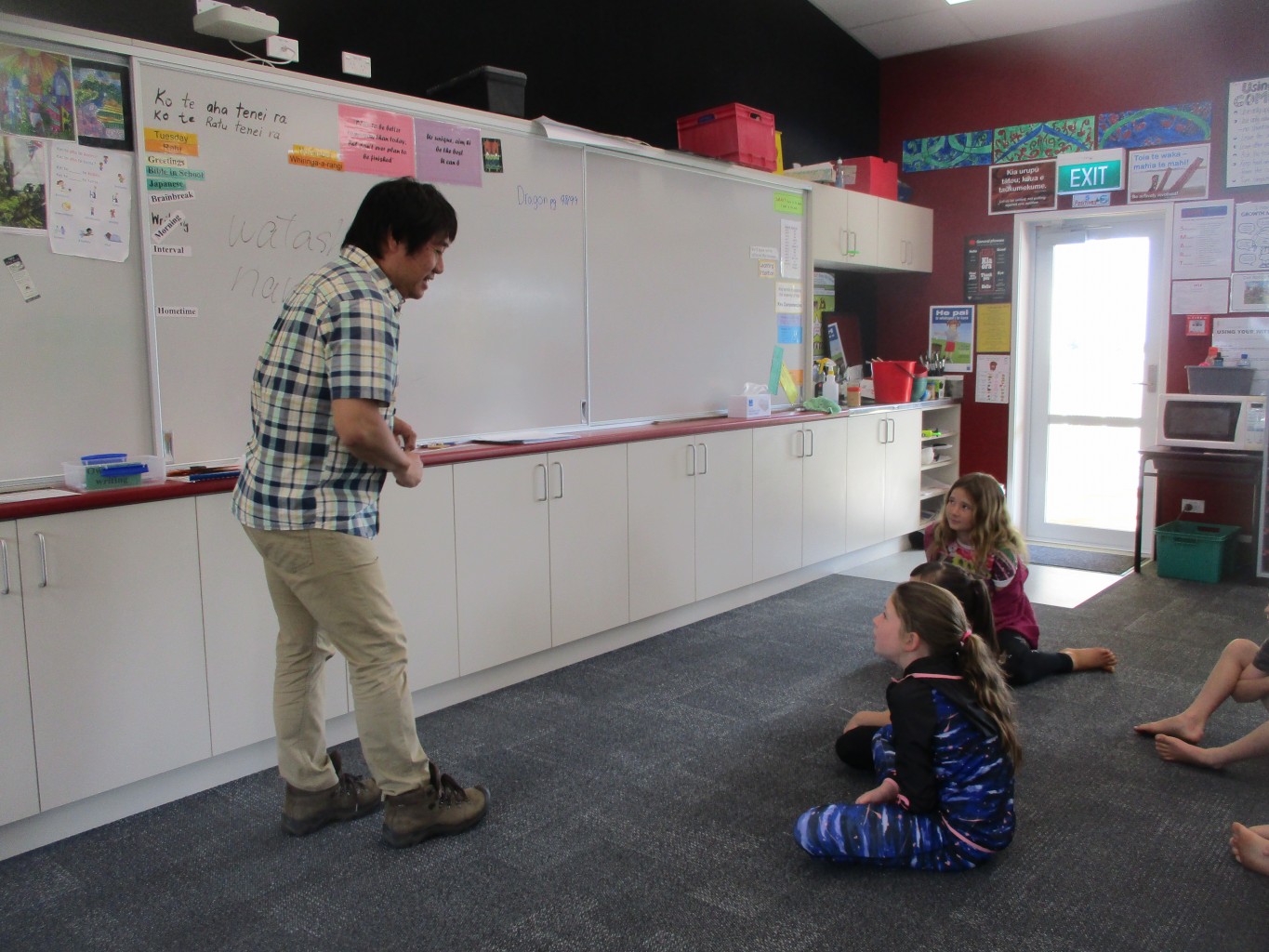 Our Japanese Visitors – Tomarata School